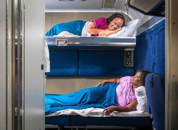 Train Vacation Current Offers, Deals & Discounts | Amtrak Vacations®